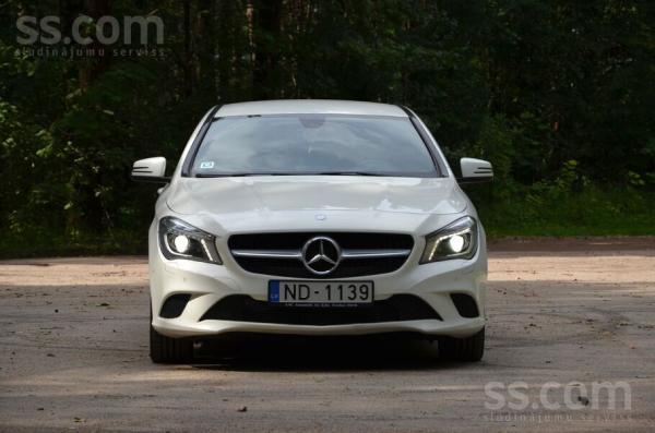 White Mercedes-Benz CLA 220 2014 in Riga, with an engine capacity of 2.20 L and mileage of 268 thousand km for 11700 €, photo 4 on AUTOMOTO.COM.LV