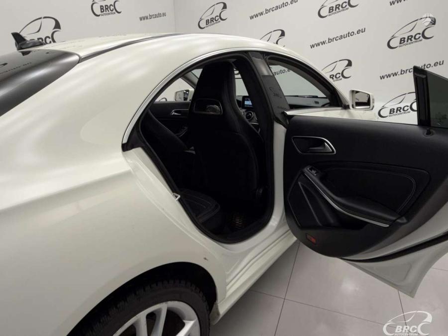 White Mercedes-Benz CLA 220 2016 in Vilnius, with an engine capacity of 2.14 L and mileage of 308 thousand km for 10200 €, photo 12 on AUTOMOTO.COM.LV