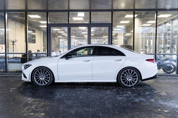 White Mercedes-Benz CLA 220 2019 in Vilnius, with an engine capacity of 1.99 L and mileage of 83 thousand km for 29900 €, photo 4 on AUTOMOTO.COM.LV