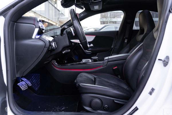 Balts Mercedes-Benz CLA 220 2019 Viļņa, ar dzinēja tilpumu 1.99 L un nobraukumu 83 tūkst. km par 29900 €, foto 11 vietnē AUTOMOTO.COM.LV