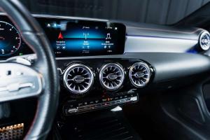 Balts Mercedes-Benz CLA 220 2022 Viļņa, ar dzinēja tilpumu 1.95 L un nobraukumu 77 tūkst. km par 29999 €, foto 20 vietnē AUTOMOTO.COM.LV
