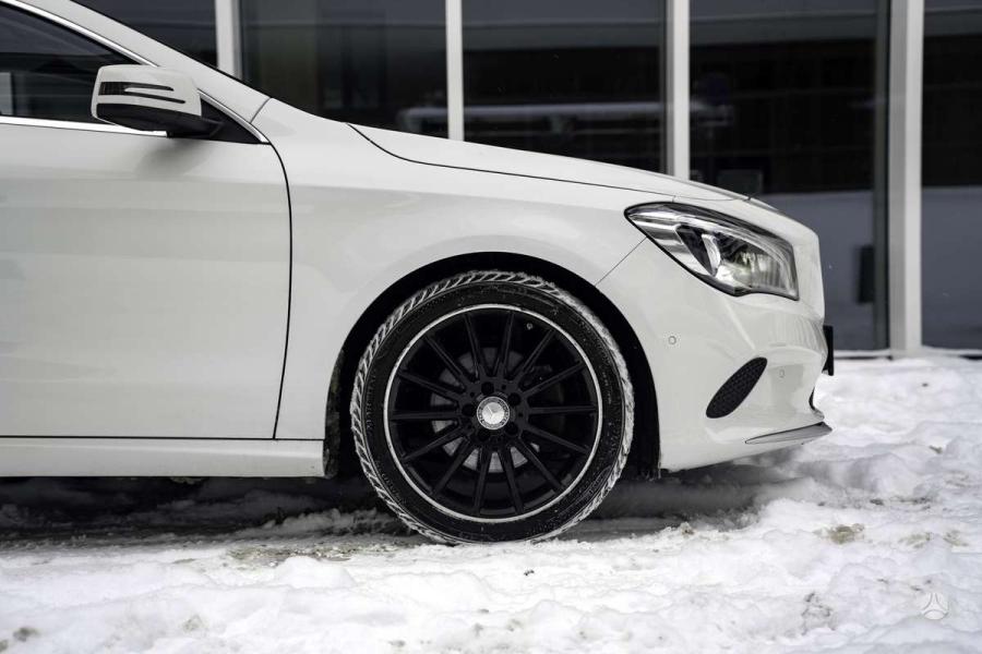 White Mercedes-Benz CLA 220 2016 in Vilnius, with an engine capacity of 1.99 L and mileage of 255 thousand km for 10990 €, photo 11 on AUTOMOTO.COM.LV