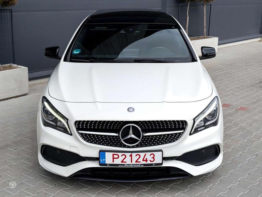 White Mercedes-Benz CLA 220 2017 in Siauliai, with an engine capacity of 2.14 L and mileage of 247 thousand km for 14300 €, photo 3 on AUTOMOTO.COM.LV
