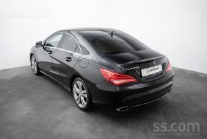 Melns Mercedes-Benz CLA 250 2014 Tallina, ar dzinēja tilpumu 2.00 L un nobraukumu 216 tūkst. km par 13499 €, foto 7 vietnē AUTOMOTO.COM.LV