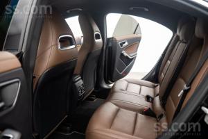 Melns Mercedes-Benz CLA 250 2014 Tallina, ar dzinēja tilpumu 2.00 L un nobraukumu 216 tūkst. km par 13499 €, foto 9 vietnē AUTOMOTO.COM.LV