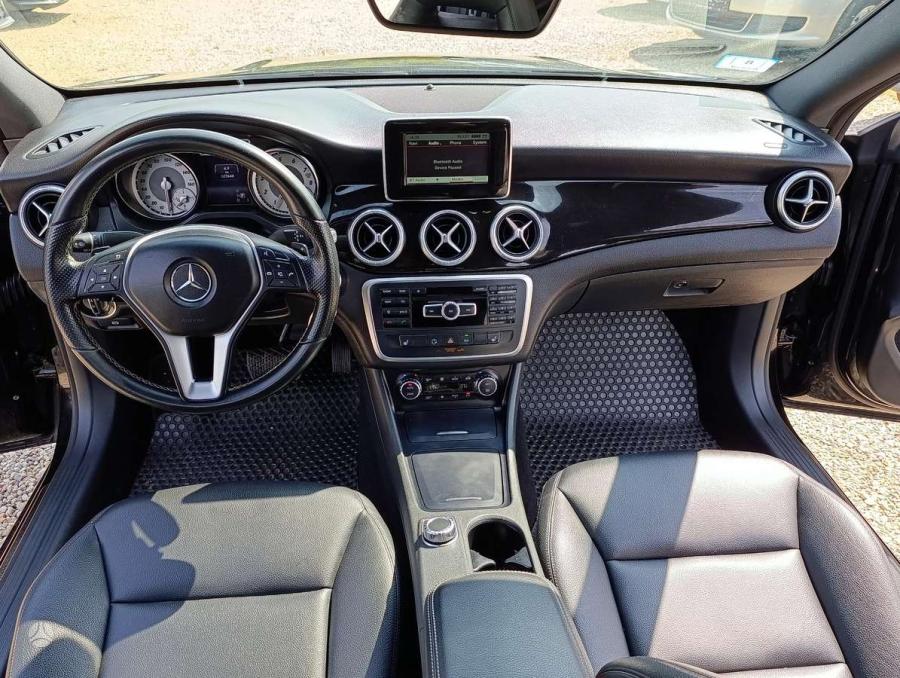 Melns Mercedes-Benz CLA 250 2014 Ukmergė, ar dzinēja tilpumu 1.99 L un nobraukumu 125 tūkst. km par 10600 €, foto 7 vietnē AUTOMOTO.COM.LV