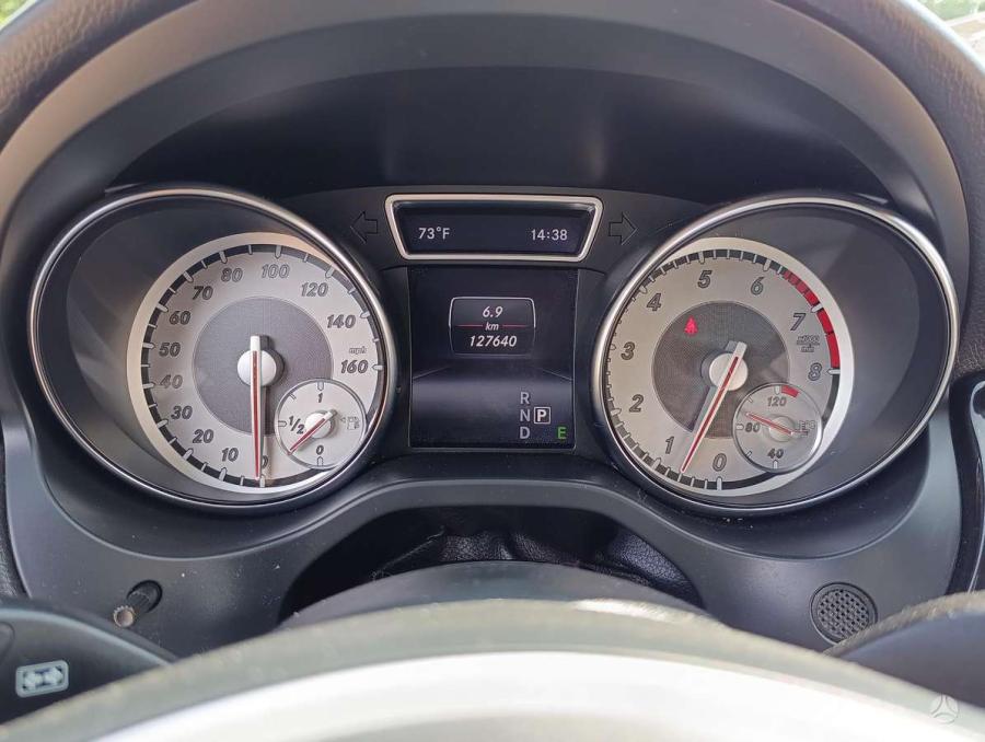 Melns Mercedes-Benz CLA 250 2014 Ukmergė, ar dzinēja tilpumu 1.99 L un nobraukumu 125 tūkst. km par 10600 €, foto 9 vietnē AUTOMOTO.COM.LV