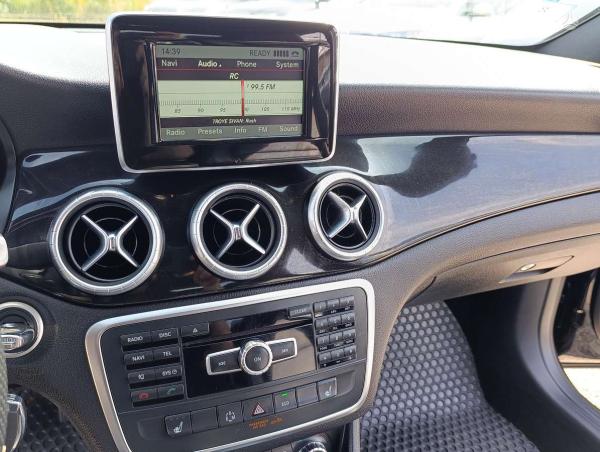 Melns Mercedes-Benz CLA 250 2014 Ukmergė, ar dzinēja tilpumu 1.99 L un nobraukumu 125 tūkst. km par 10600 €, foto 9 vietnē AUTOMOTO.COM.LV