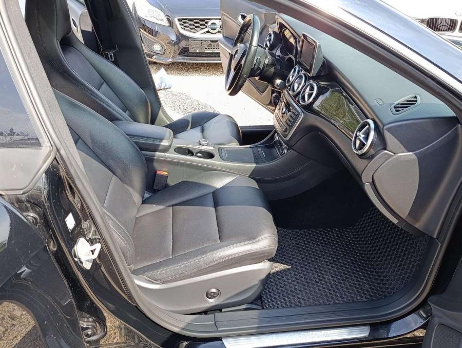 Melns Mercedes-Benz CLA 250 2014 Ukmergė, ar dzinēja tilpumu 1.99 L un nobraukumu 125 tūkst. km par 10600 €, foto 13 vietnē AUTOMOTO.COM.LV