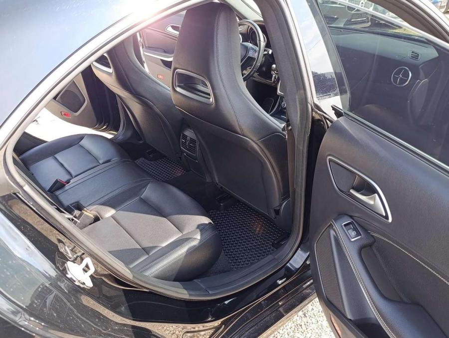 Melns Mercedes-Benz CLA 250 2014 Ukmergė, ar dzinēja tilpumu 1.99 L un nobraukumu 125 tūkst. km par 10600 €, foto 15 vietnē AUTOMOTO.COM.LV