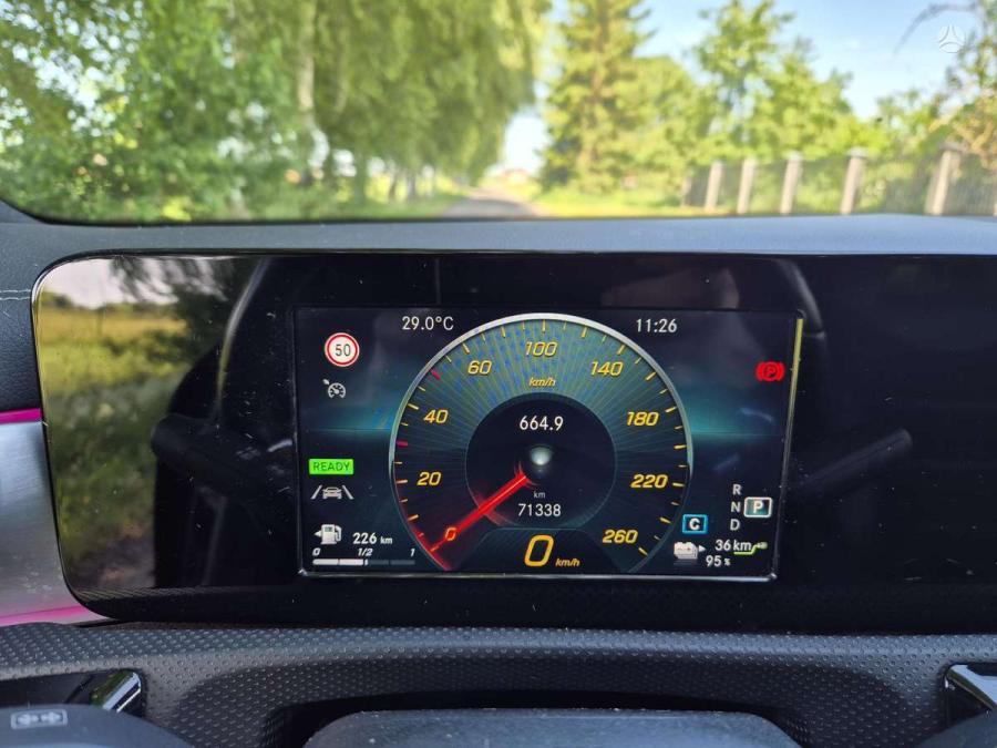 Black Mercedes-Benz CLA 250 2020 in Raseiniai, with an engine capacity of 1.30 L and mileage of 71 thousand km for 23500 €, photo 19 on AUTOMOTO.COM.LV