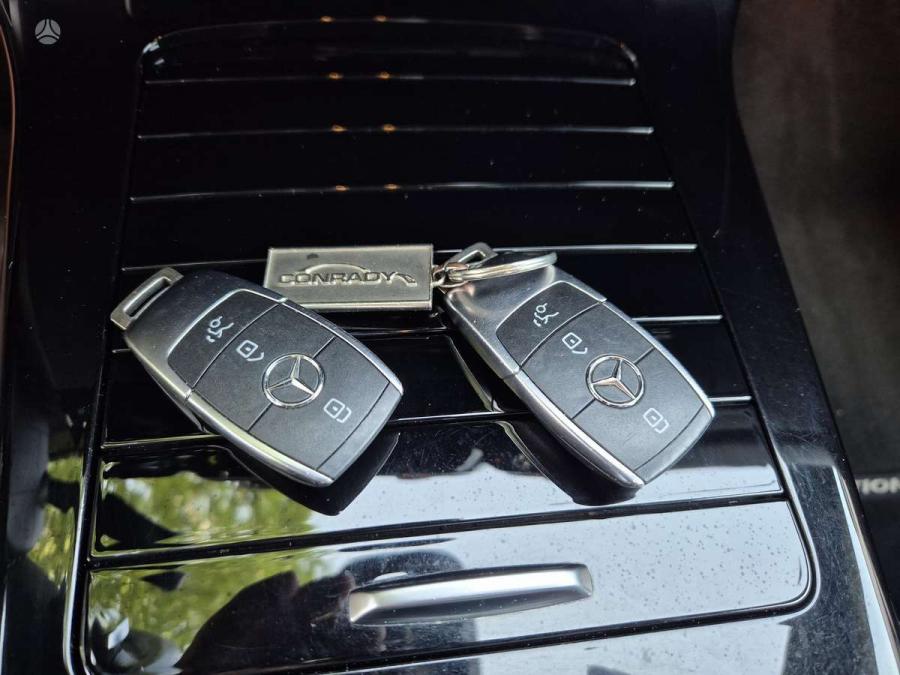 Black Mercedes-Benz CLA 250 2020 in Raseiniai, with an engine capacity of 1.30 L and mileage of 71 thousand km for 23500 €, photo 22 on AUTOMOTO.COM.LV