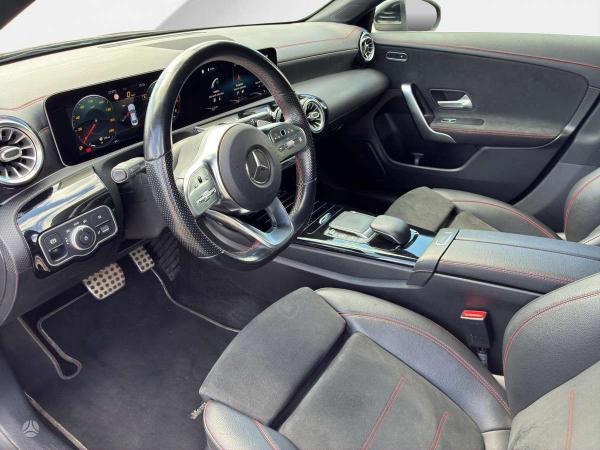 Melns Mercedes-Benz CLA 250 2020 Kauņa, ar dzinēja tilpumu 1.99 L un nobraukumu 64 tūkst. km par 27500 €, foto 9 vietnē AUTOMOTO.COM.LV