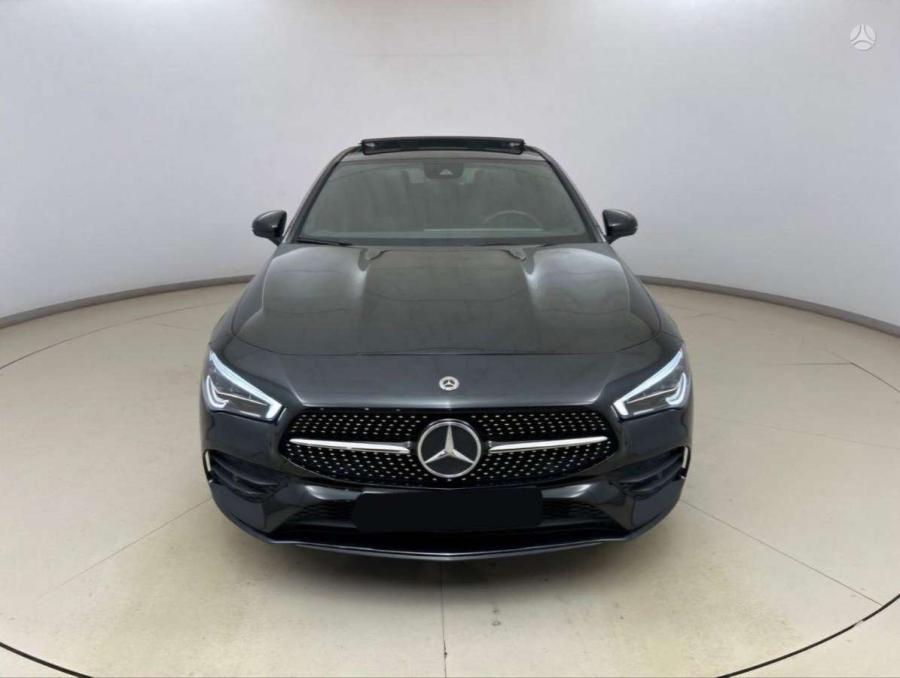 Black Mercedes-Benz CLA 250 2022 in Vilnius, with an engine capacity of 1.40 L and mileage of 46 thousand km for 29890 €, photo 2 on AUTOMOTO.COM.LV