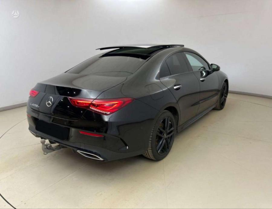 Black Mercedes-Benz CLA 250 2022 in Vilnius, with an engine capacity of 1.40 L and mileage of 46 thousand km for 29890 €, photo 5 on AUTOMOTO.COM.LV