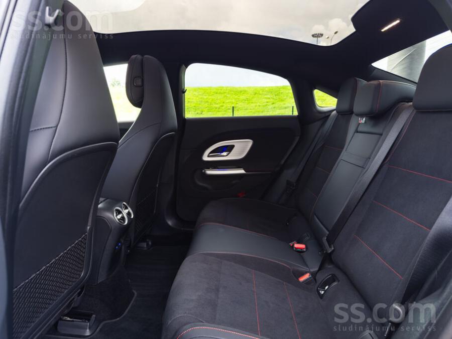 Melns Mercedes-Benz CLA 250 2025 Rīga, ar dzinēja tilpumu 0.00 L un nobraukumu 4 tūkst. km par 55900 €, foto 16 vietnē AUTOMOTO.COM.LV
