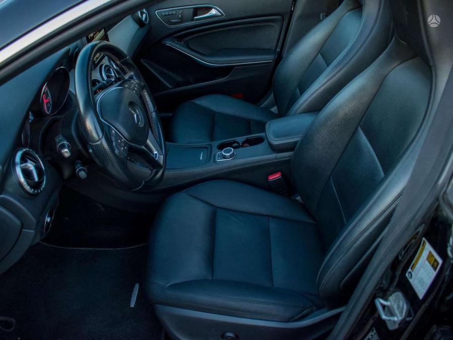 Melns Mercedes-Benz CLA 250 2014 Viļņa, ar dzinēja tilpumu 1.99 L un nobraukumu 218 tūkst. km par 11900 €, foto 13 vietnē AUTOMOTO.COM.LV