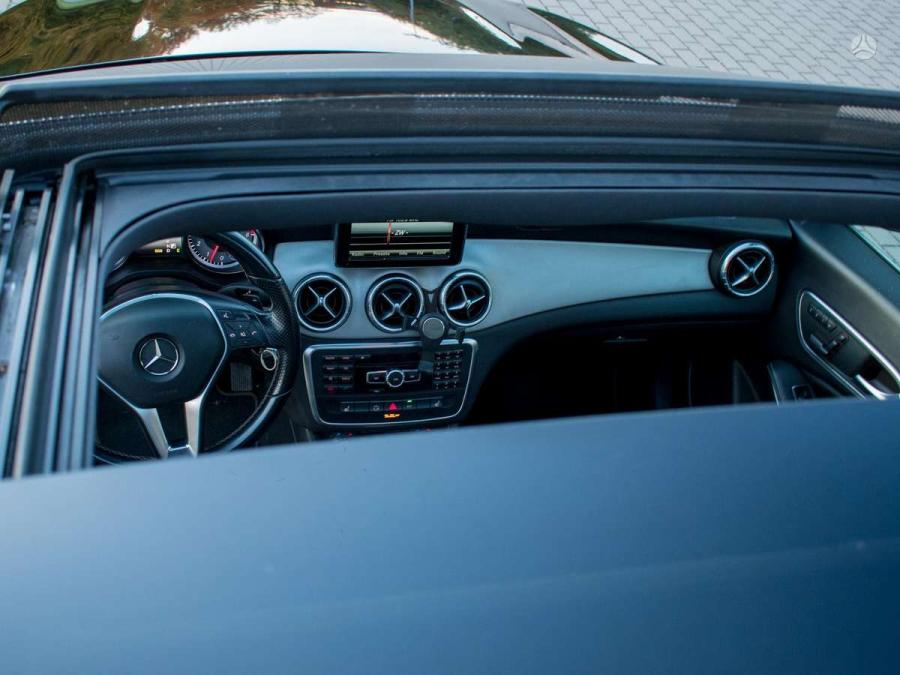 Melns Mercedes-Benz CLA 250 2014 Viļņa, ar dzinēja tilpumu 1.99 L un nobraukumu 218 tūkst. km par 11900 €, foto 14 vietnē AUTOMOTO.COM.LV
