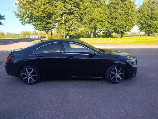 Black Mercedes-Benz CLA 250 2015 in Kaunas, with an engine capacity of 2.00 L and mileage of 140 thousand km for 13500 €, photo 3 on AUTOMOTO.COM.LV