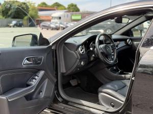 Melns Mercedes-Benz CLA 250 2015 Jonava, ar dzinēja tilpumu 1.99 L un nobraukumu 234 tūkst. km par 11000 €, foto 16 vietnē AUTOMOTO.COM.LV
