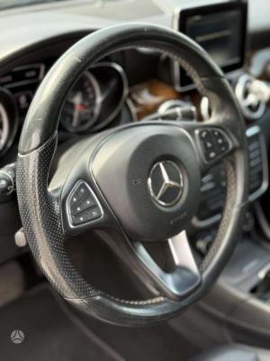 Melns Mercedes-Benz CLA 250 2015 Jonava, ar dzinēja tilpumu 1.99 L un nobraukumu 234 tūkst. km par 11000 €, foto 17 vietnē AUTOMOTO.COM.LV