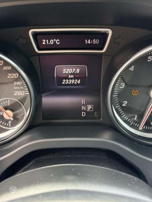 Melns Mercedes-Benz CLA 250 2015 Jonava, ar dzinēja tilpumu 1.99 L un nobraukumu 234 tūkst. km par 11000 €, foto 18 vietnē AUTOMOTO.COM.LV