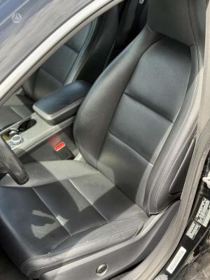 Melns Mercedes-Benz CLA 250 2015 Jonava, ar dzinēja tilpumu 1.99 L un nobraukumu 234 tūkst. km par 11000 €, foto 22 vietnē AUTOMOTO.COM.LV