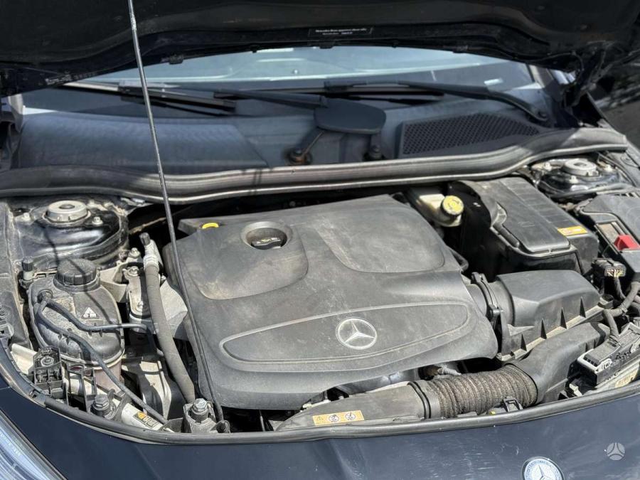 Melns Mercedes-Benz CLA 250 2015 Jonava, ar dzinēja tilpumu 1.99 L un nobraukumu 234 tūkst. km par 11000 €, foto 28 vietnē AUTOMOTO.COM.LV