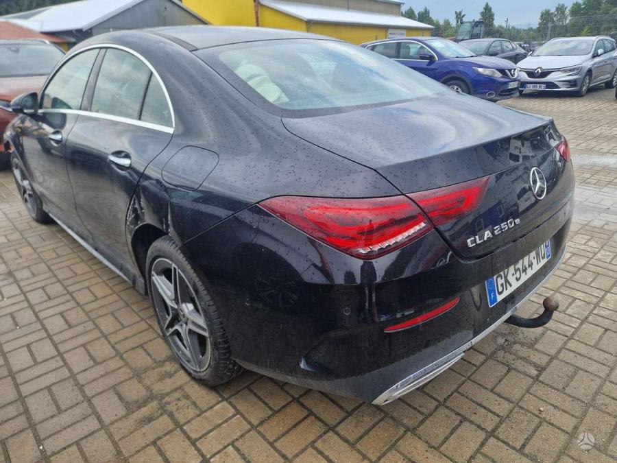 Black Mercedes-Benz CLA 250 2022 in Kaunas, with an engine capacity of 1.33 L and mileage of 73 thousand km for 16900 €, photo 5 on AUTOMOTO.COM.LV