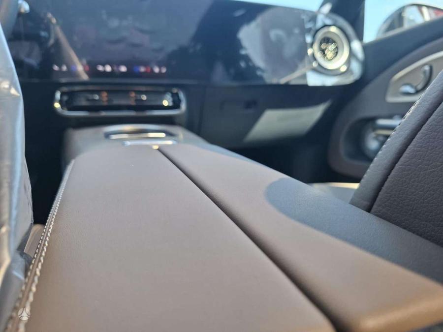 Black Mercedes-Benz CLA 250 2026 in Kaunas, with an engine capacity of 0.00 L and mileage of 0 thousand km for 67000 €, photo 9 on AUTOMOTO.COM.LV
