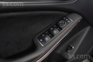 Black Mercedes-Benz CLA 250 2015 in Liepaja, with an engine capacity of 2.00 L and mileage of 179 thousand km for 14900 €, photo 32 on AUTOMOTO.COM.LV