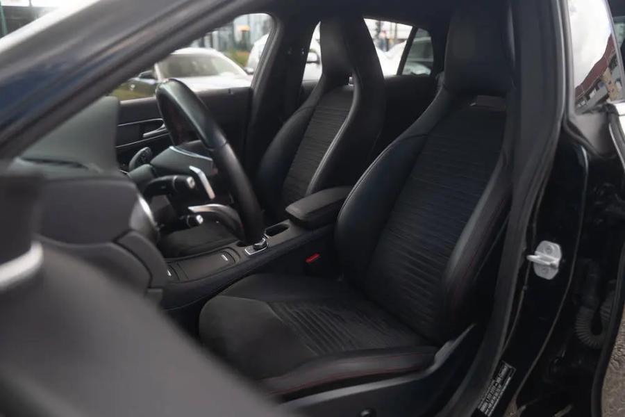 Melns Mercedes-Benz CLA 250 2015 Liepāja, ar dzinēja tilpumu 2.00 L un nobraukumu 179 tūkst. km par 14900 €, foto 16 vietnē AUTOMOTO.COM.LV