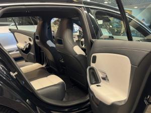 Melns Mercedes-Benz CLA 250 2021 Rīga, ar dzinēja tilpumu 2.00 L un nobraukumu 97 tūkst. km par 24990 €, foto 21 vietnē AUTOMOTO.COM.LV