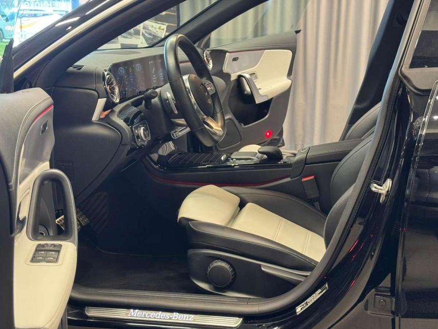 Melns Mercedes-Benz CLA 250 2021 Mārupe, ar dzinēja tilpumu 1.99 L un nobraukumu 97 tūkst. km par 24990 €, foto 8 vietnē AUTOMOTO.COM.LV