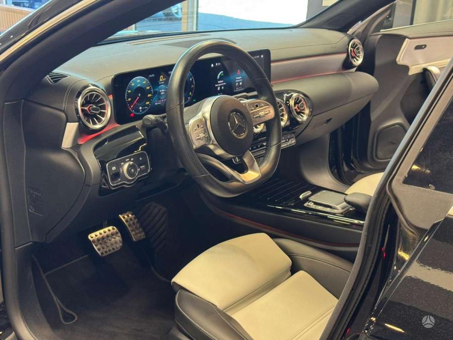 Melns Mercedes-Benz CLA 250 2021 Mārupe, ar dzinēja tilpumu 1.99 L un nobraukumu 97 tūkst. km par 24990 €, foto 9 vietnē AUTOMOTO.COM.LV