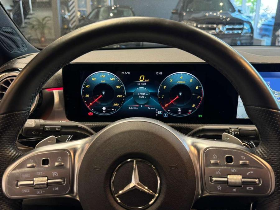 Melns Mercedes-Benz CLA 250 2021 Mārupe, ar dzinēja tilpumu 1.99 L un nobraukumu 97 tūkst. km par 24990 €, foto 15 vietnē AUTOMOTO.COM.LV
