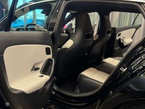 Melns Mercedes-Benz CLA 250 2021 Mārupe, ar dzinēja tilpumu 1.99 L un nobraukumu 97 tūkst. km par 24990 €, foto 19 vietnē AUTOMOTO.COM.LV