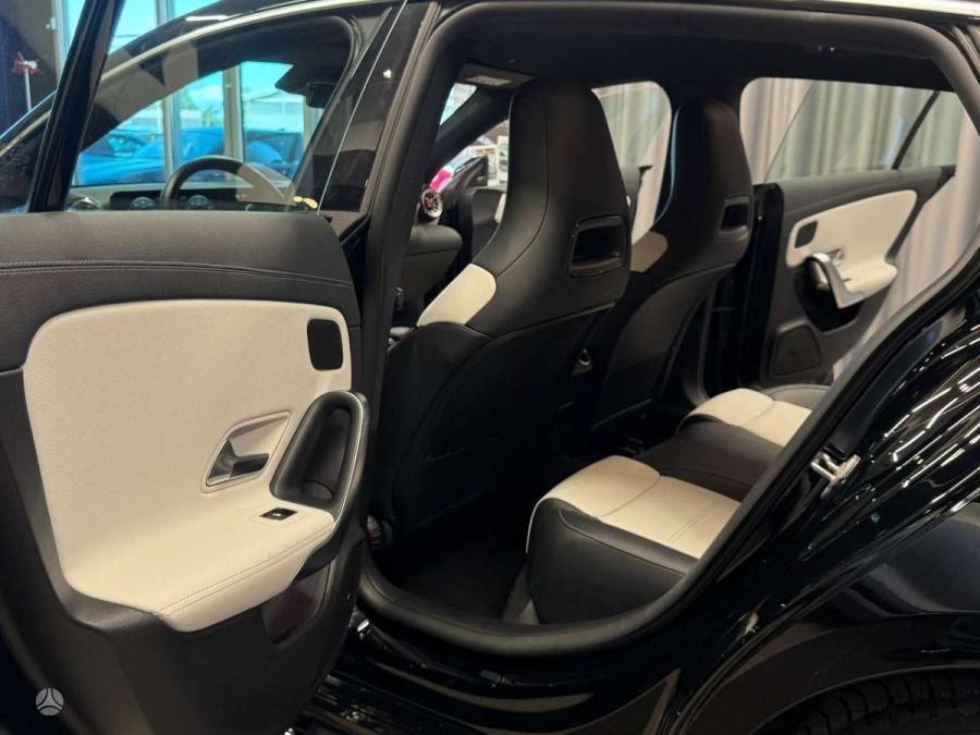Melns Mercedes-Benz CLA 250 2021 Mārupe, ar dzinēja tilpumu 1.99 L un nobraukumu 97 tūkst. km par 24990 €, foto 19 vietnē AUTOMOTO.COM.LV