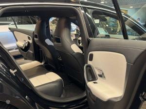 Melns Mercedes-Benz CLA 250 2021 Mārupe, ar dzinēja tilpumu 1.99 L un nobraukumu 97 tūkst. km par 24990 €, foto 20 vietnē AUTOMOTO.COM.LV