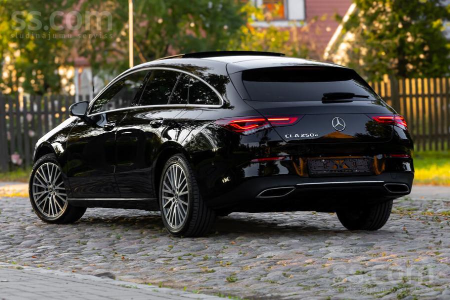 Melns Mercedes-Benz CLA 250 2021 Rīga, ar dzinēja tilpumu 1.40 L un nobraukumu 258 tūkst. km par 18900 €, foto 3 vietnē AUTOMOTO.COM.LV