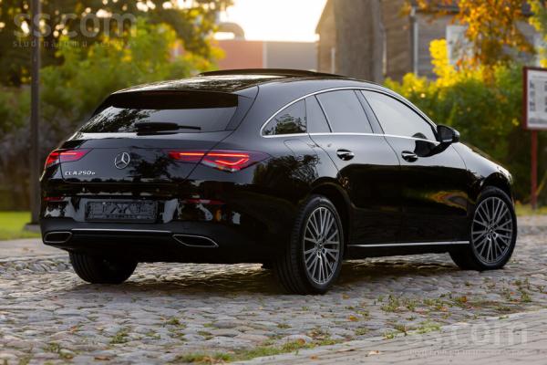 Black Mercedes-Benz CLA 250 2021 in Riga, with an engine capacity of 1.40 L and mileage of 258 thousand km for 18900 €, photo 4 on AUTOMOTO.COM.LV