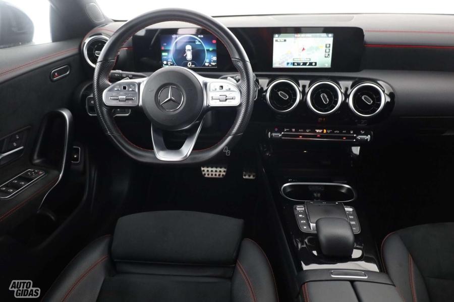 Black Mercedes-Benz CLA 250 2022 in Kaunas, with an engine capacity of 1.30 L and mileage of 40 thousand km for 32690 €, photo 10 on AUTOMOTO.COM.LV
