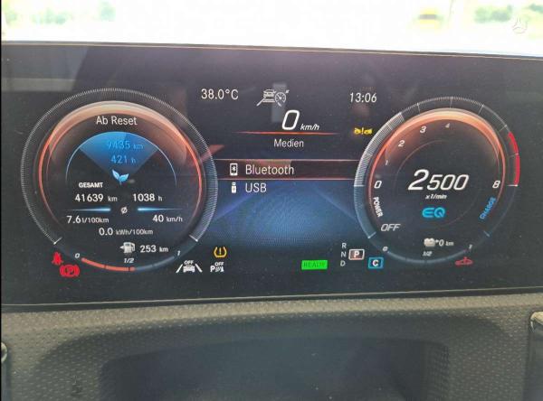 Melns Mercedes-Benz CLA 250 2023 Klaipėda, ar dzinēja tilpumu 1.33 L un nobraukumu 42 tūkst. km par 6500 €, foto 9 vietnē AUTOMOTO.COM.LV