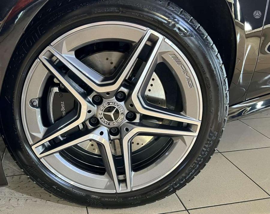 Black Mercedes-Benz CLA 250 2025 in Vilnius, with an engine capacity of 1.30 L and mileage of 14 thousand km for 32250 €, photo 5 on AUTOMOTO.COM.LV