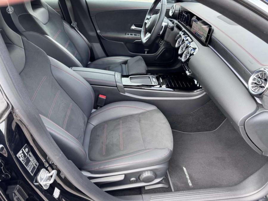 Black Mercedes-Benz CLA 250 2025 in Vilnius, with an engine capacity of 1.30 L and mileage of 14 thousand km for 32250 €, photo 9 on AUTOMOTO.COM.LV