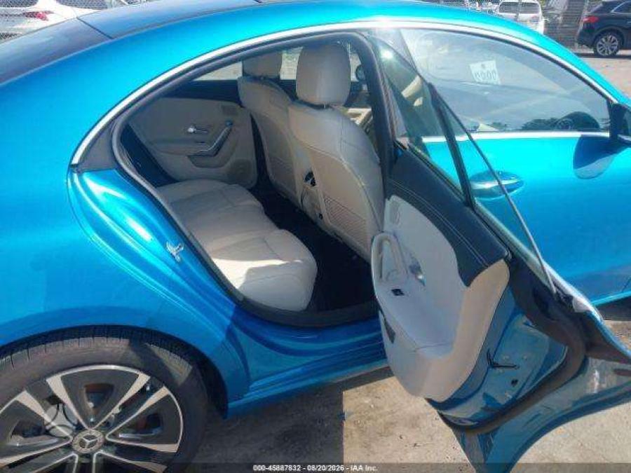 Zils Mercedes-Benz CLA 250 2025 Klaipėda, ar dzinēja tilpumu 2.00 L un nobraukumu 6 tūkst. km par 13000 €, foto 14 vietnē AUTOMOTO.COM.LV