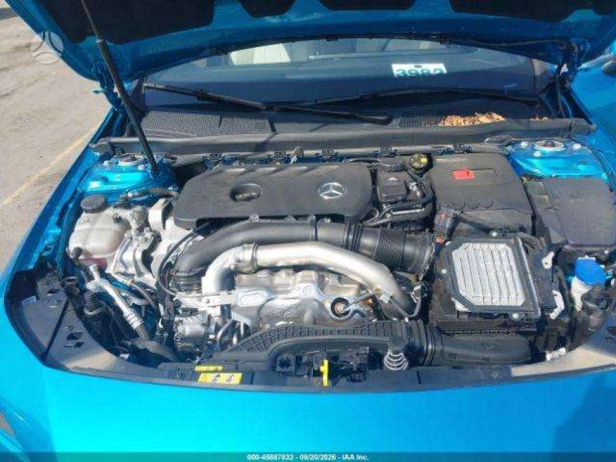 Zils Mercedes-Benz CLA 250 2025 Klaipėda, ar dzinēja tilpumu 2.00 L un nobraukumu 6 tūkst. km par 13000 €, foto 16 vietnē AUTOMOTO.COM.LV