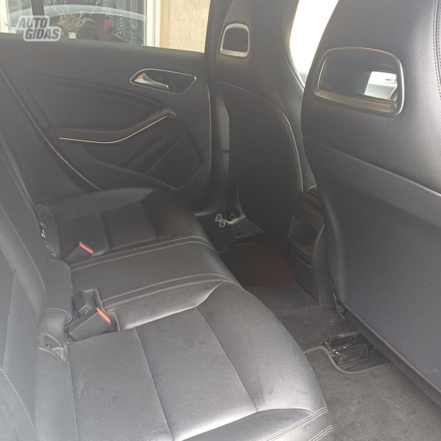Mercedes-Benz CLA 250 2014 in Marijampole, with an engine capacity of 2.00 L and mileage of 170 thousand km for 11900 €, photo 7 on AUTOMOTO.COM.LV
