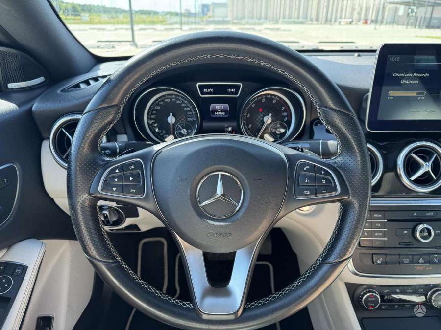 Grey Mercedes-Benz CLA 250 2016 in Kaunas, with an engine capacity of 2.00 L and mileage of 145 thousand km for 16490 €, photo 17 on AUTOMOTO.COM.LV