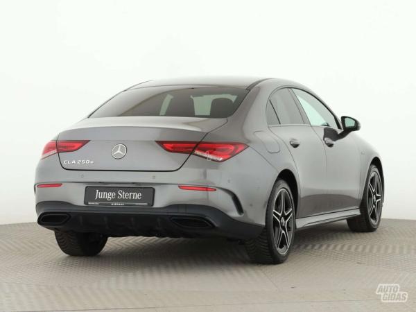 Pelēks Mercedes-Benz CLA 250 2020 Kauņa, ar dzinēja tilpumu 1.30 L un nobraukumu 54 tūkst. km par 32015 €, foto 2 vietnē AUTOMOTO.COM.LV